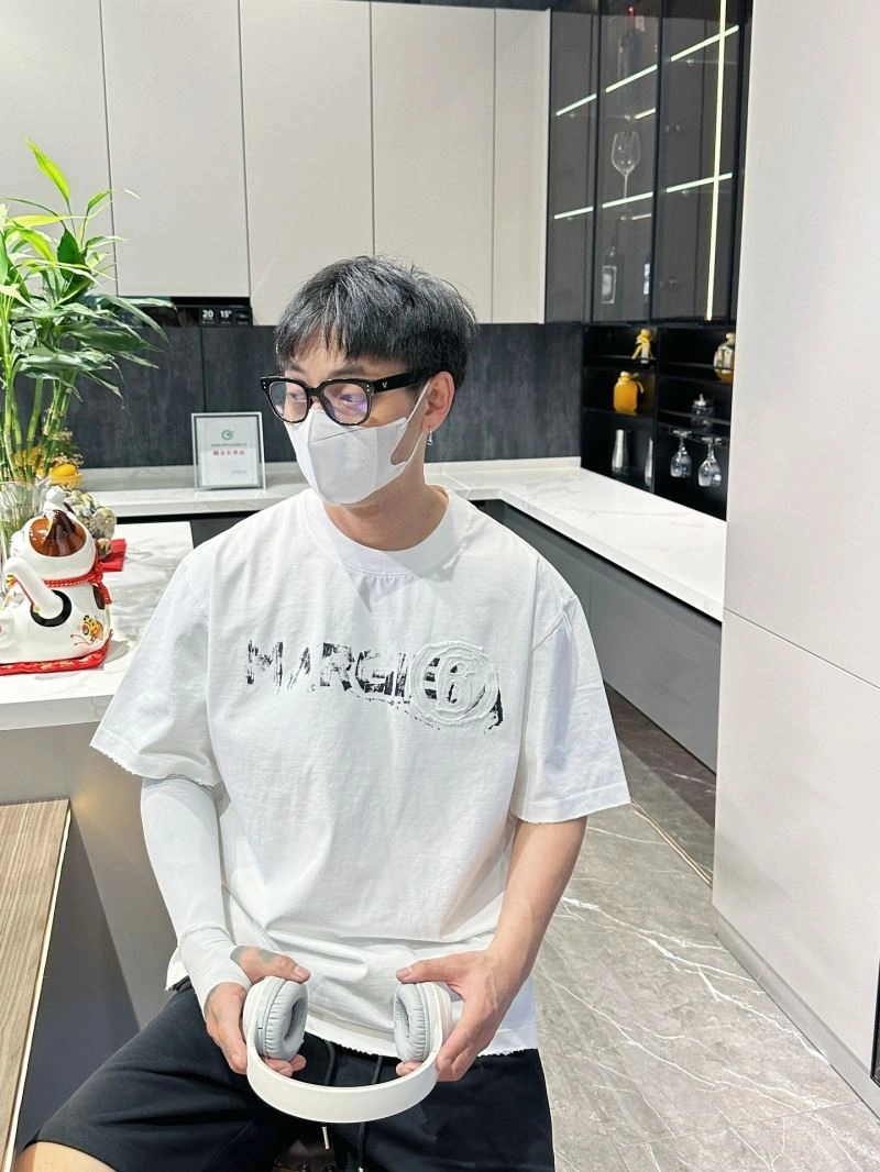 Original Unclassified Brand T-Shirts