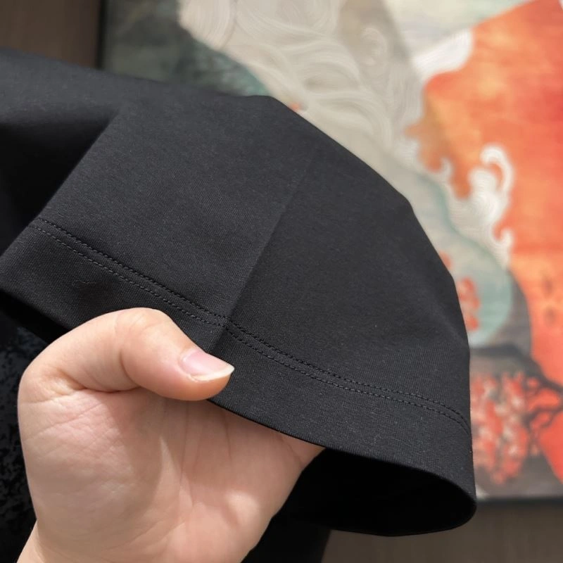 Low-cost Unclassified Brand T-Shirts