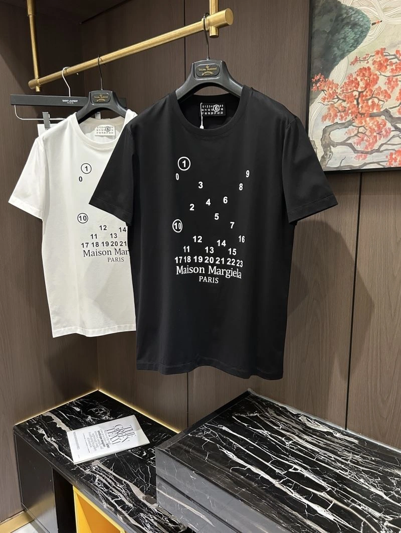 Unclassified Brand T-Shirts
