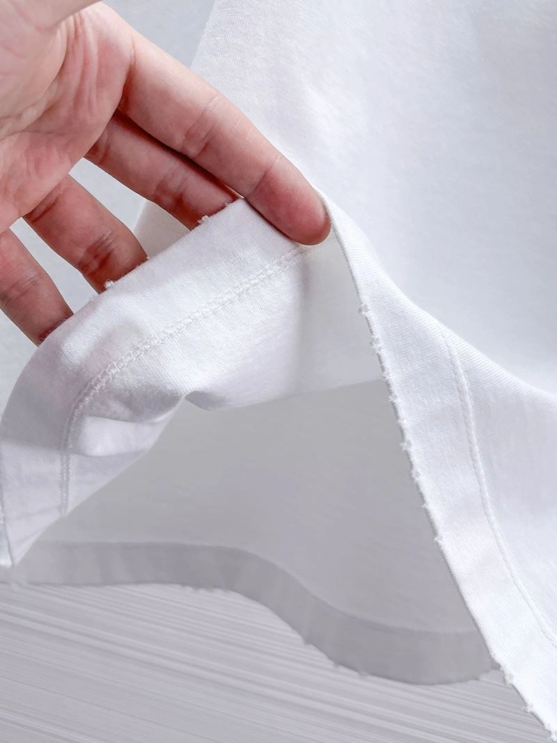 Precise copy Unclassified Brand T-Shirts