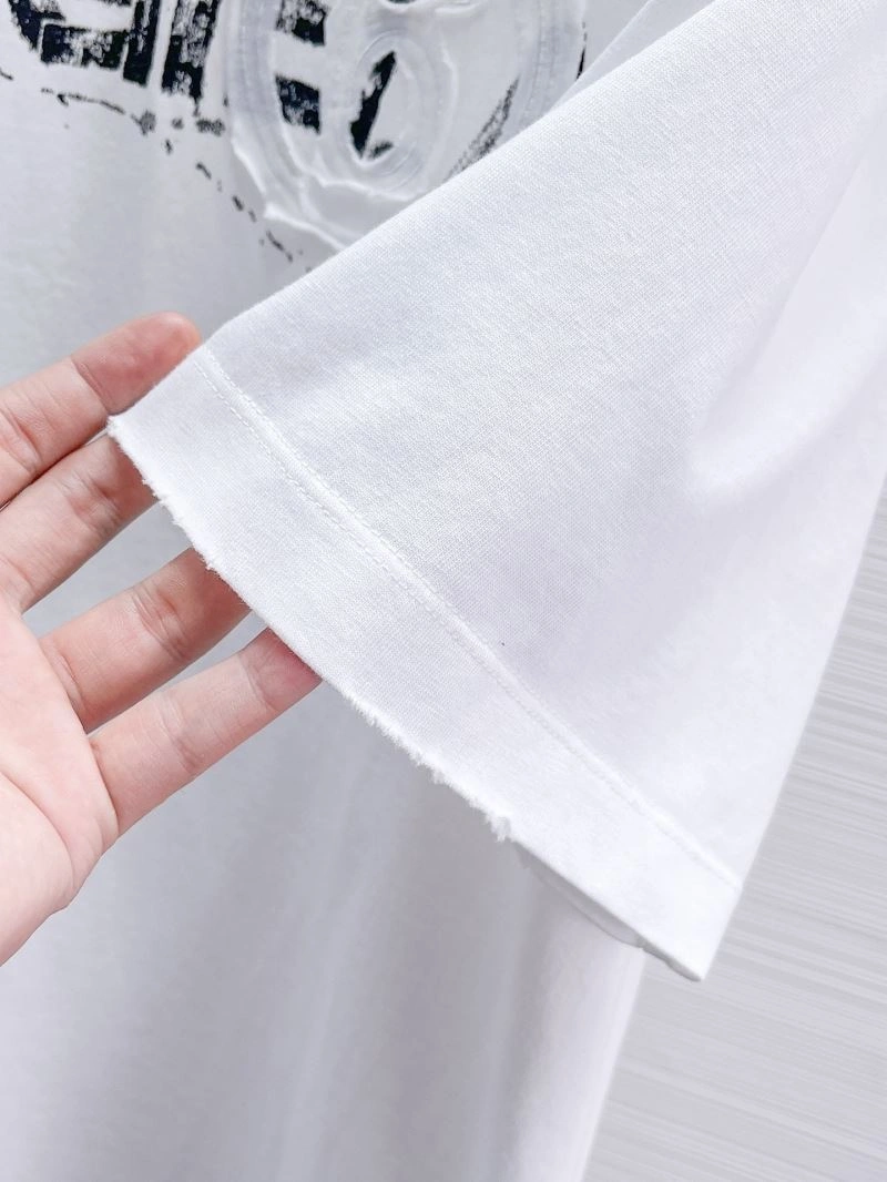 Precise copy Unclassified Brand T-Shirts