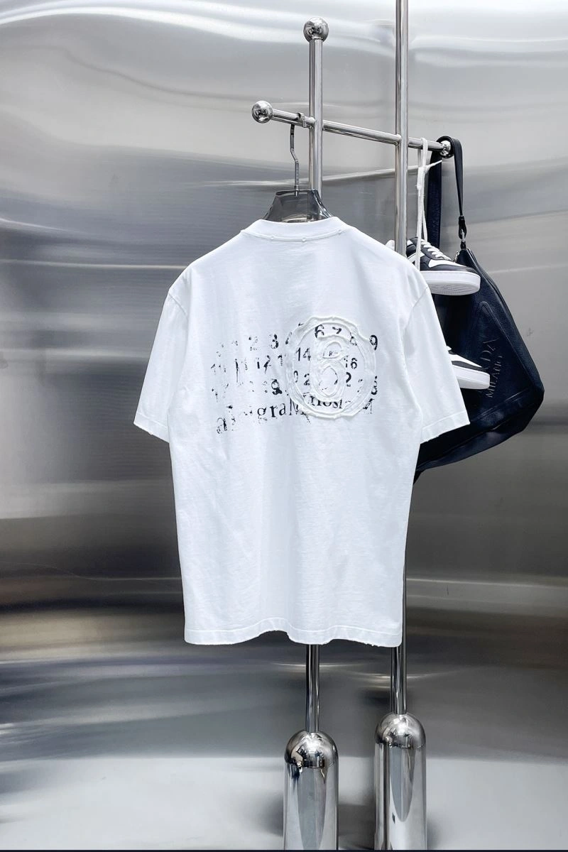 Unclassified Brand T-Shirts