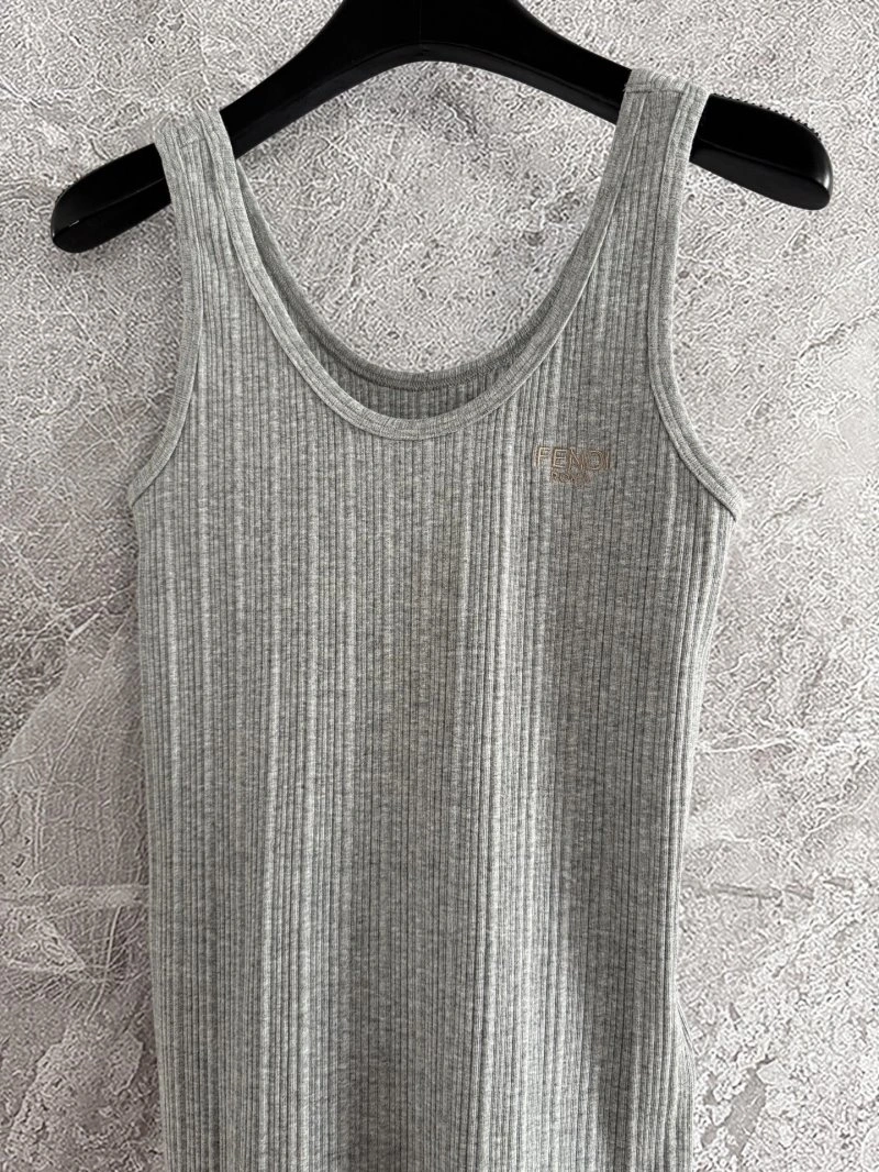 Bargain Unclassified Brand Vest