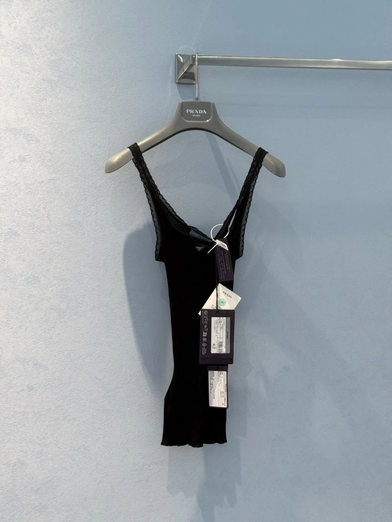 Cut-rate Unclassified Brand Vest