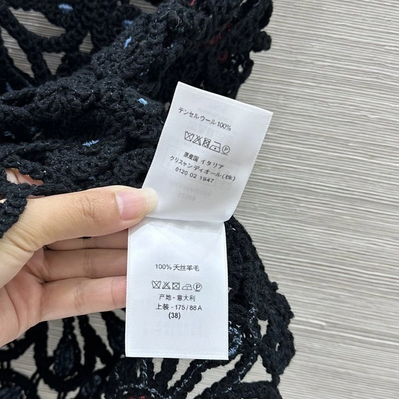 Cut-rate Unclassified Brand Vest