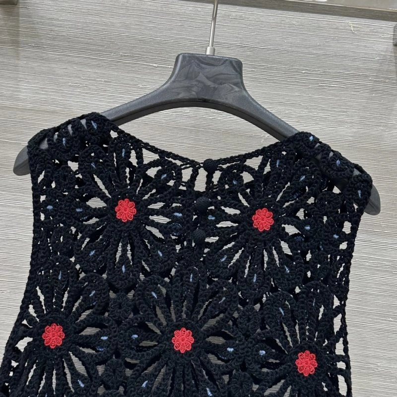 Cut-rate Unclassified Brand Vest