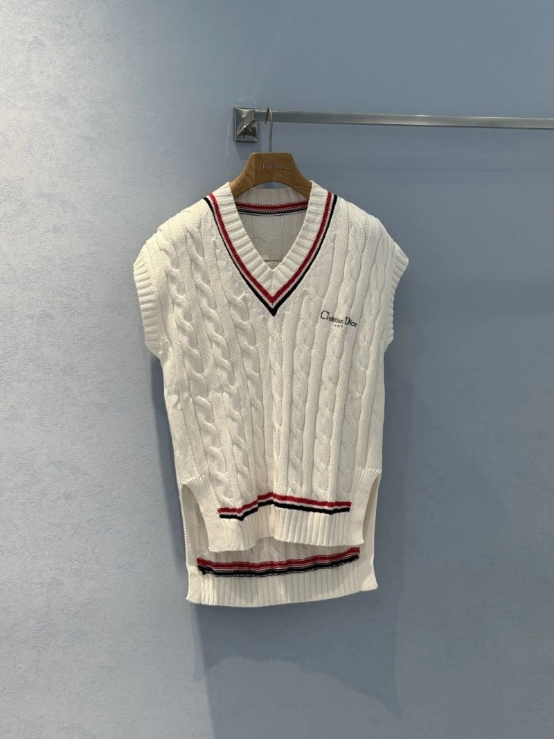 Unclassified Brand Vest