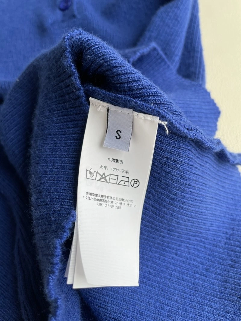 Bargain Unclassified Brand Vest