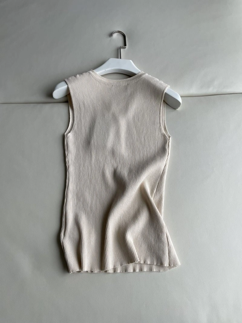 Bargain Unclassified Brand Vest
