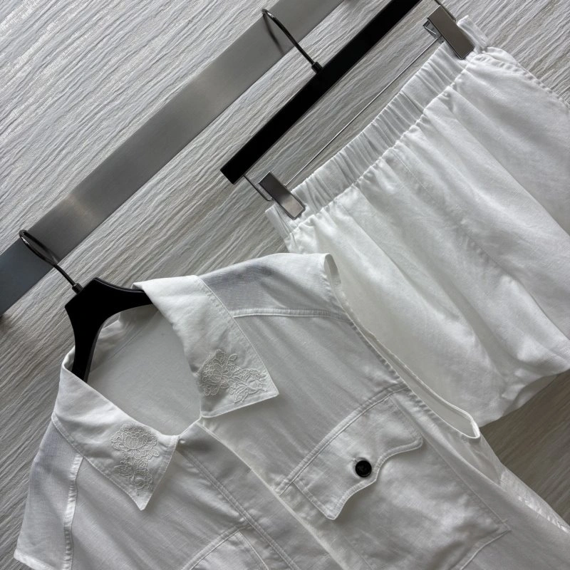 Brand-authenticated Unclassified Brand Vest