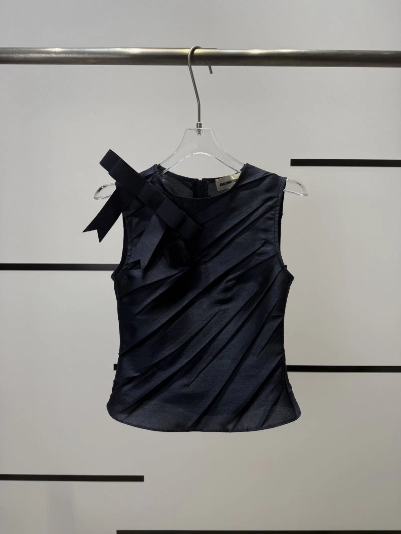 Unclassified Brand Vest