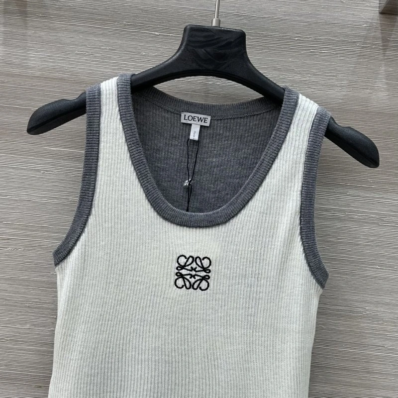 Low-cost Unclassified Brand Vest
