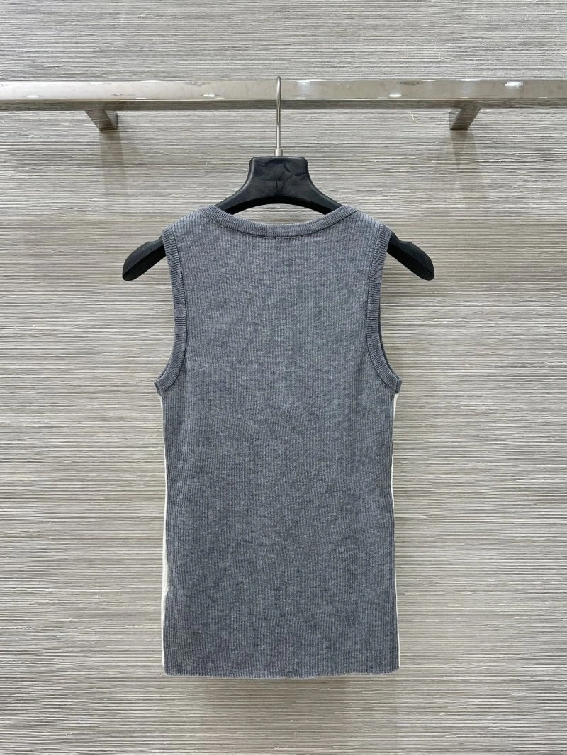 Low-cost Unclassified Brand Vest