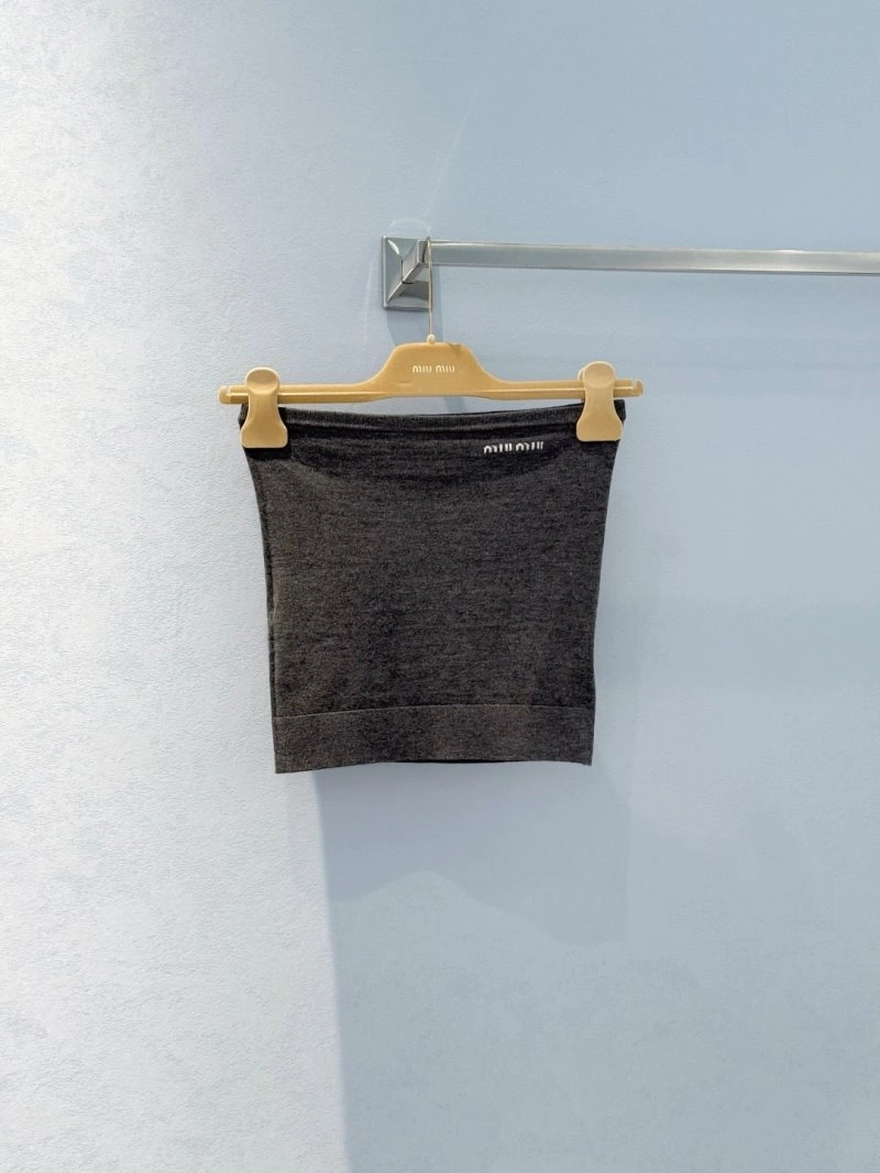 Discounted Unclassified Brand Vest