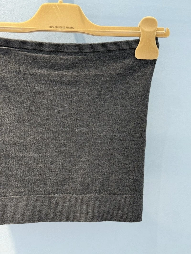 Discounted Unclassified Brand Vest