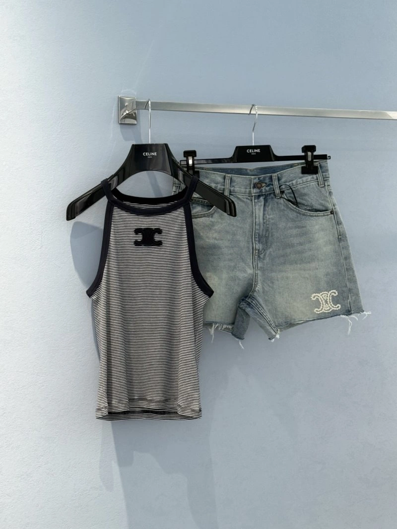 Unclassified Brand Vest