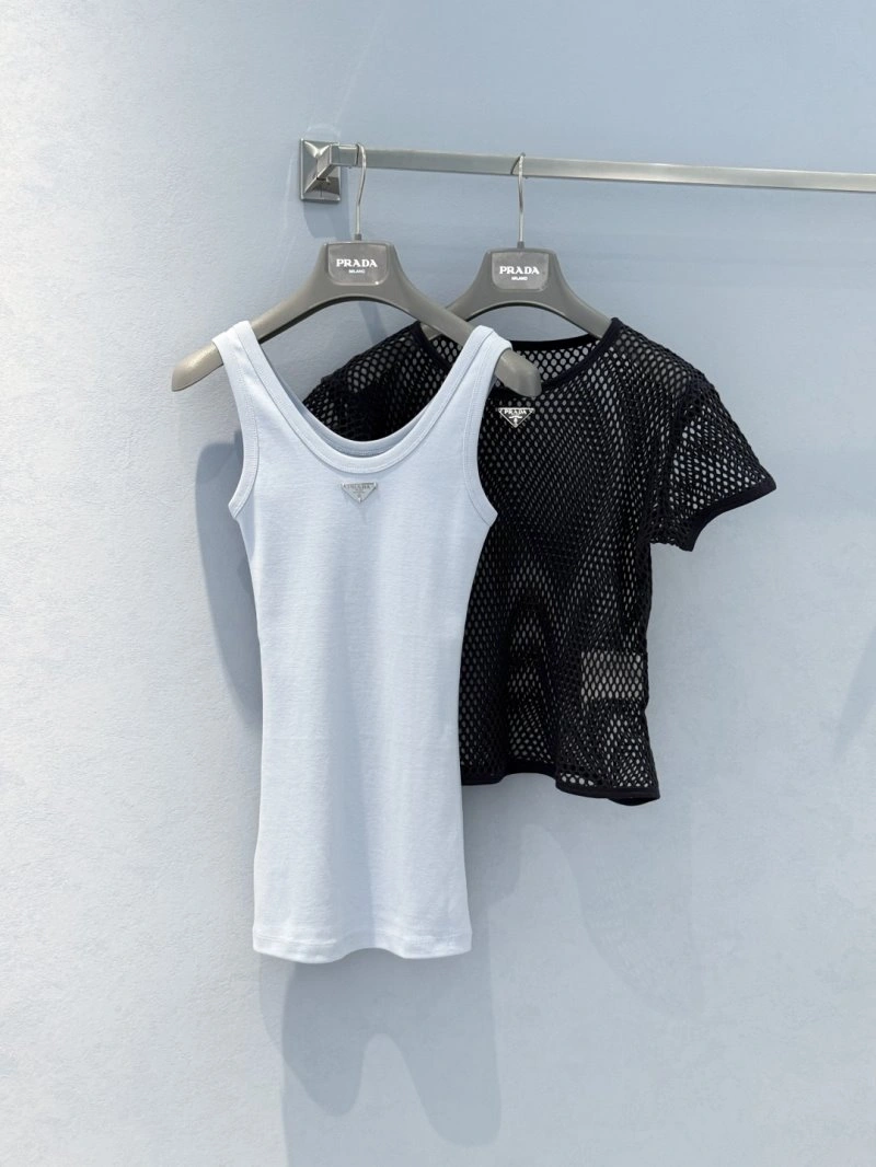 Unclassified Brand Vest