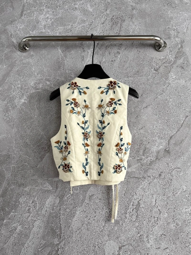 Bargain Unclassified Brand Vest