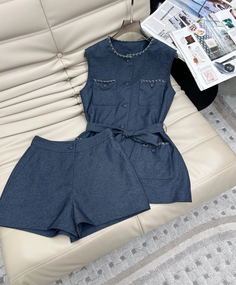 Unclassified Brand Vest