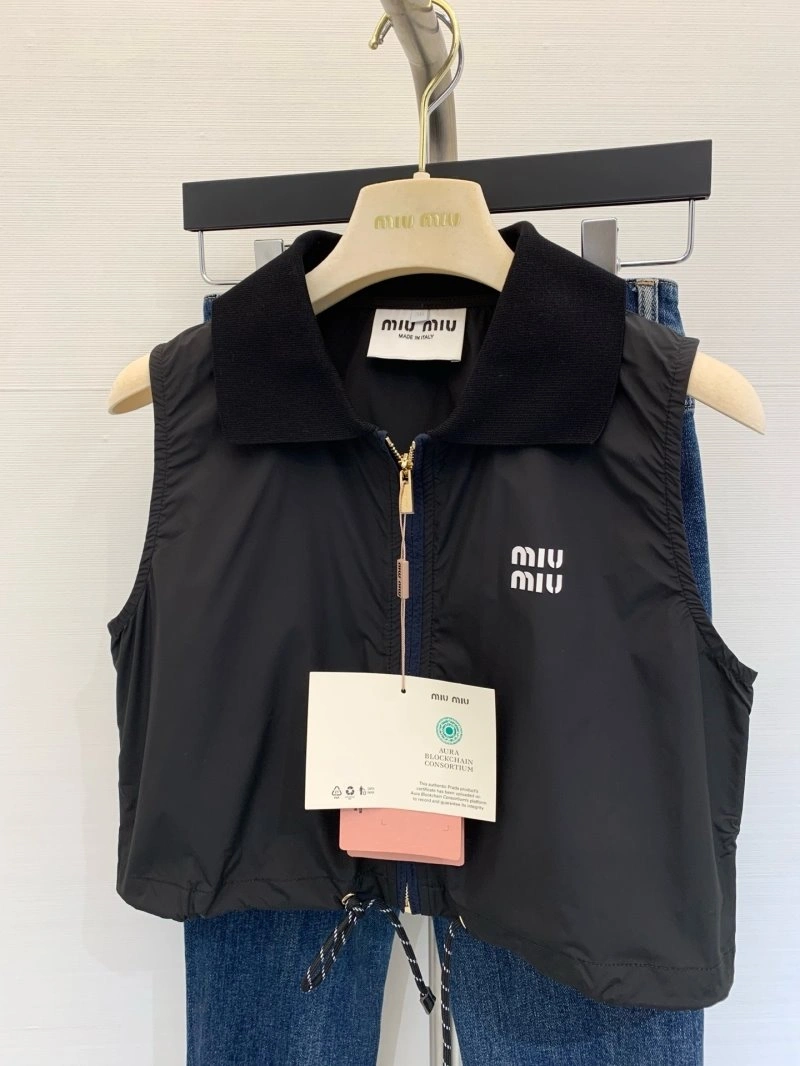 Unclassified Brand Vest