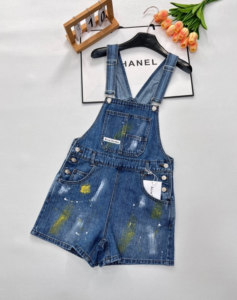 Unclassified Brand Vest
