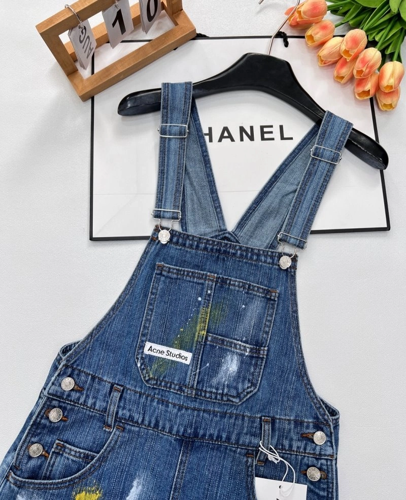 Legit Unclassified Brand Vest