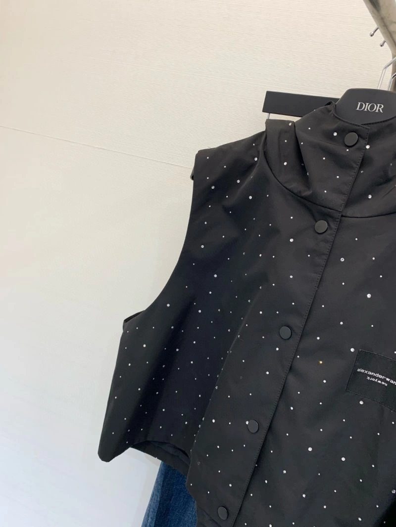 Inexpensive Unclassified Brand Vest