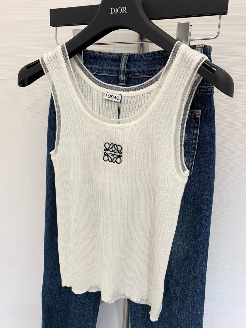 Bargain Unclassified Brand Vest