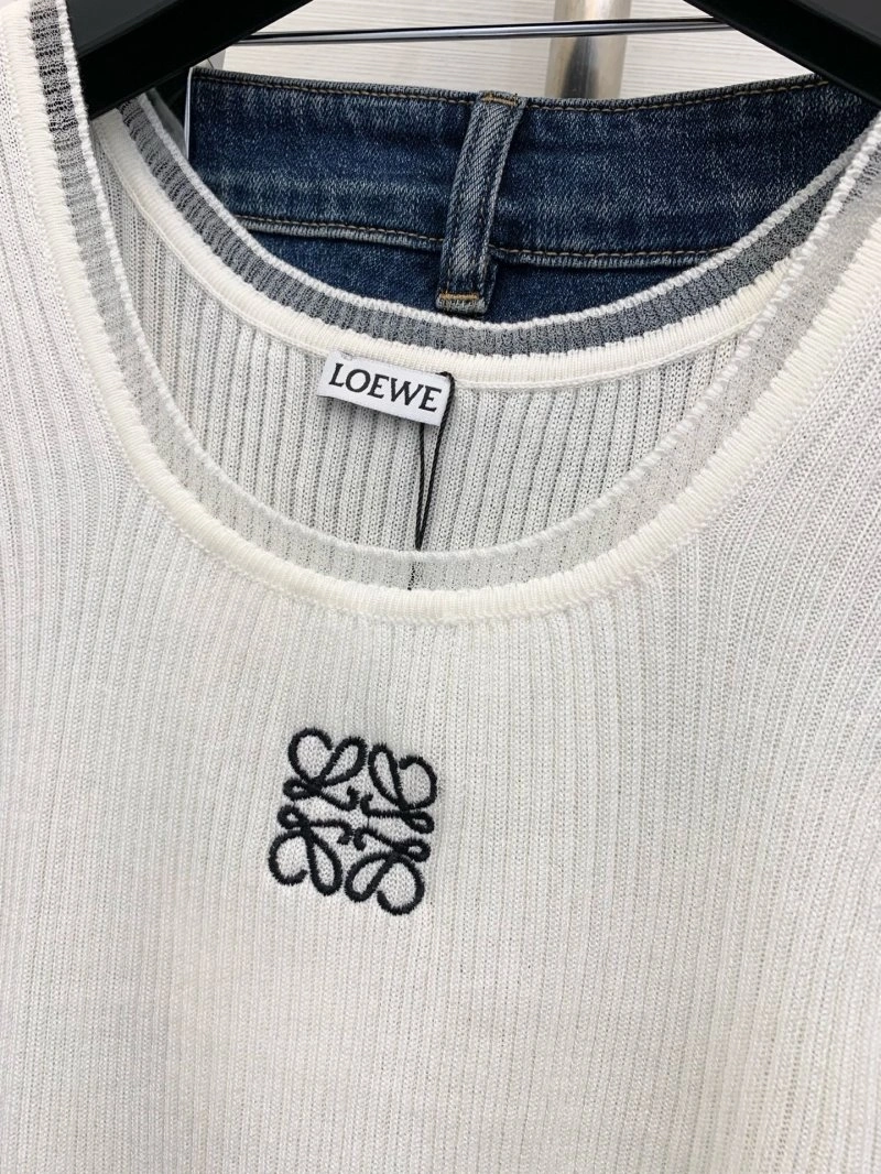 Bargain Unclassified Brand Vest