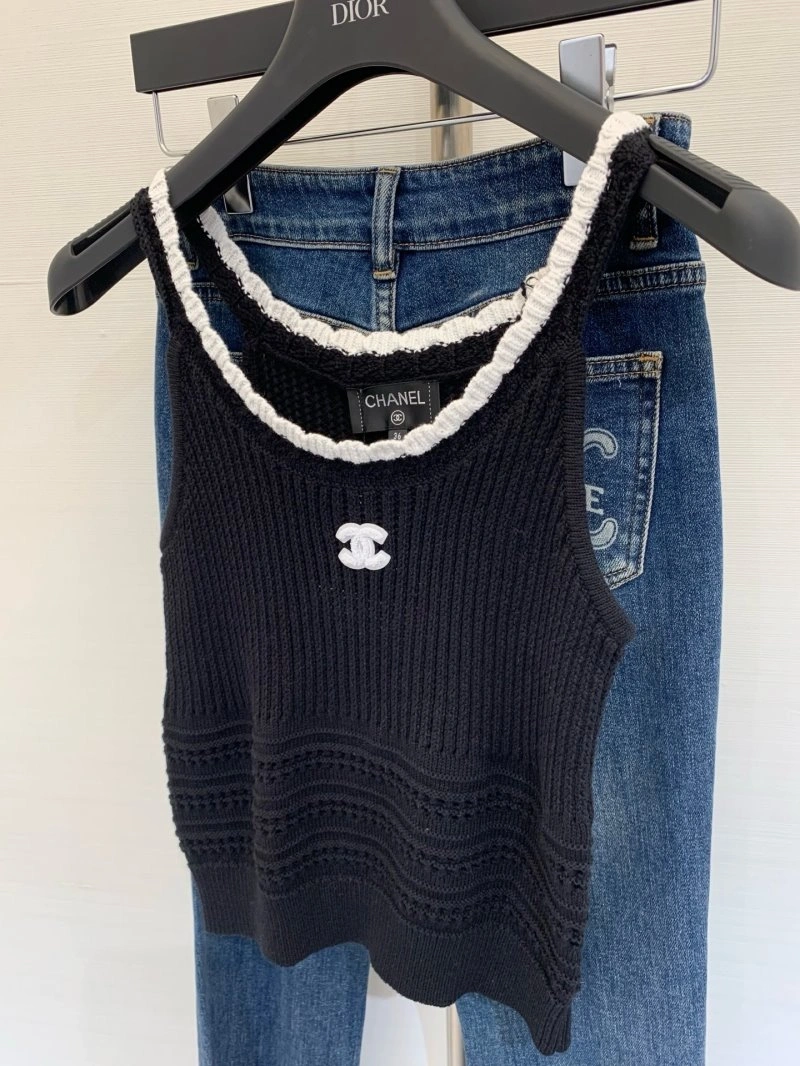 Accurate model Unclassified Brand Vest