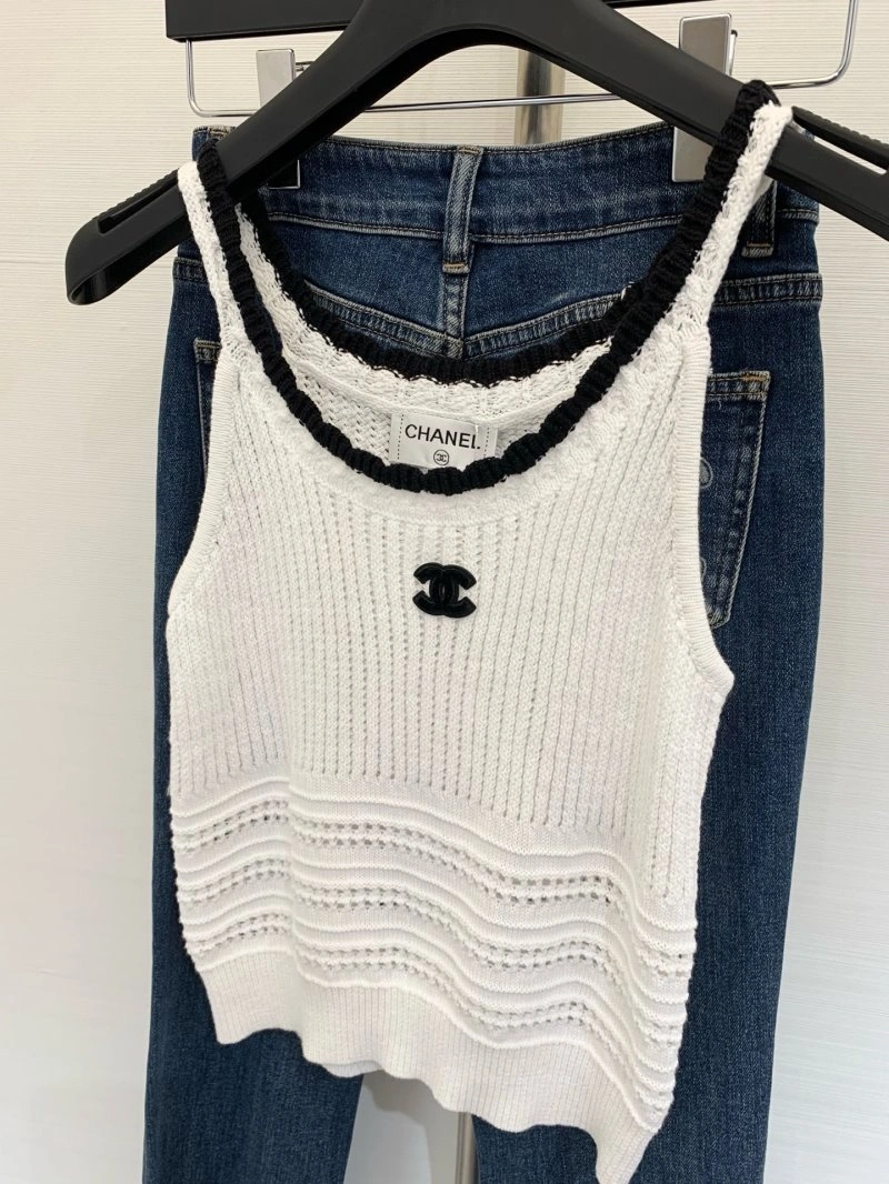 Indistinguishable Unclassified Brand Vest