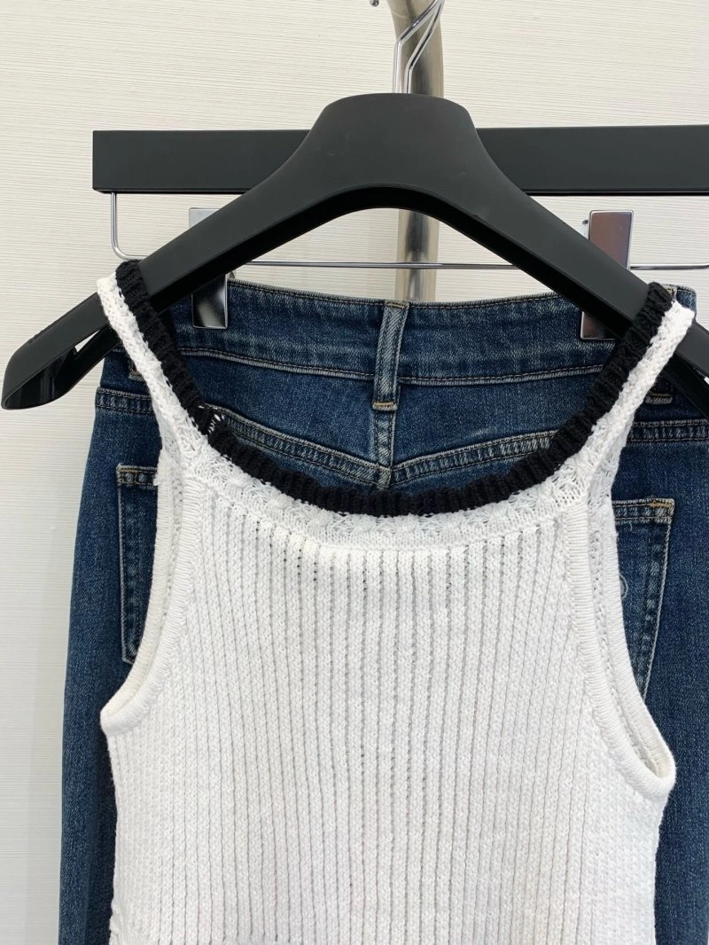 Indistinguishable Unclassified Brand Vest