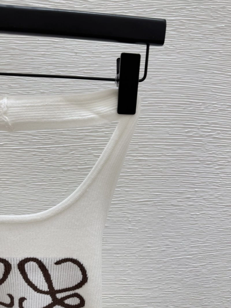 Budget-friendly Unclassified Brand Vest
