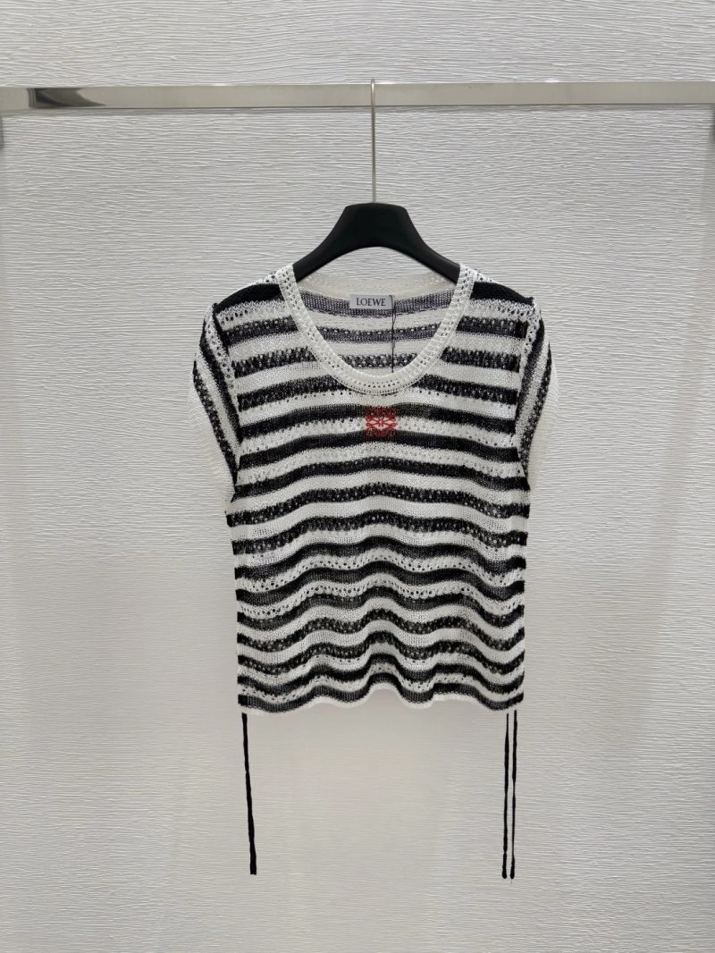 Low-cost Unclassified Brand Vest