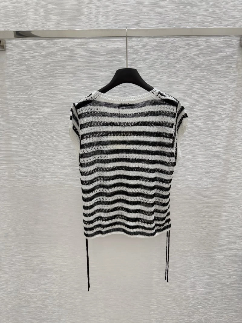 Low-cost Unclassified Brand Vest
