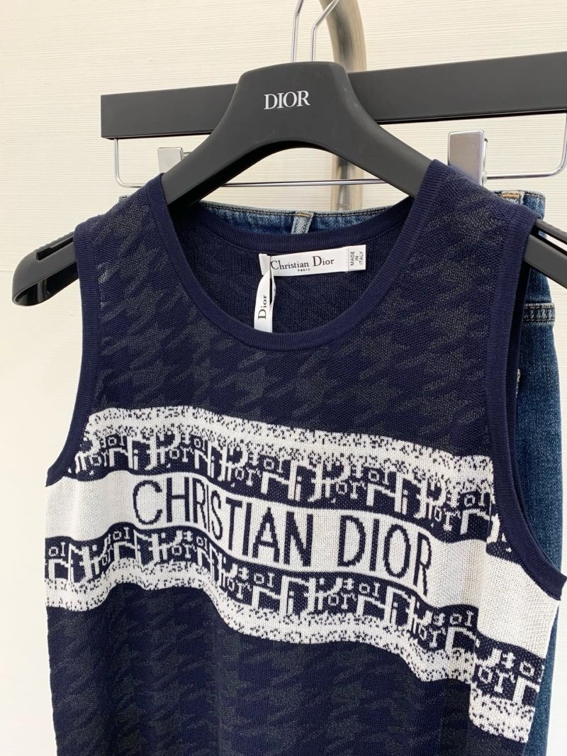 Top match Unclassified Brand Vest