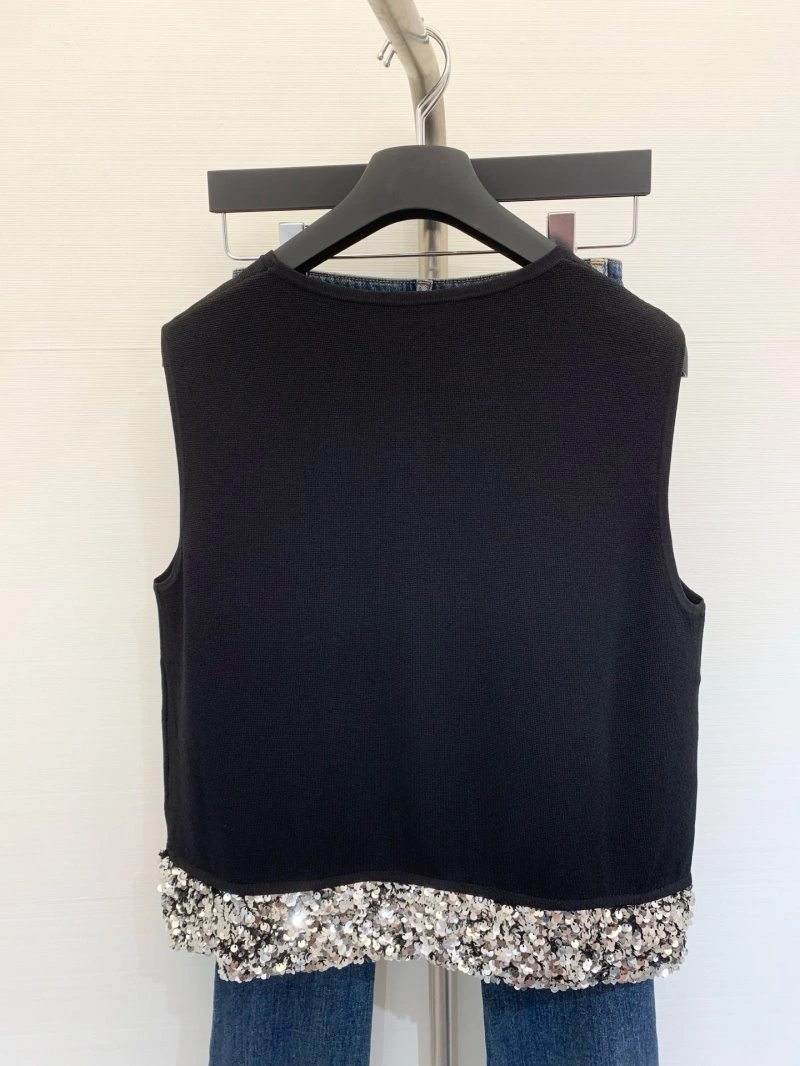 Discounted Unclassified Brand Vest