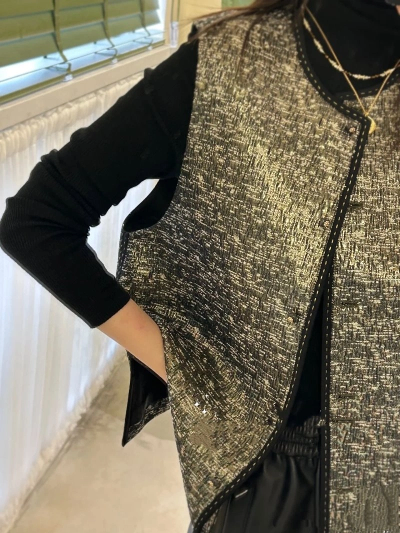 Mirror quality Unclassified Brand Vest