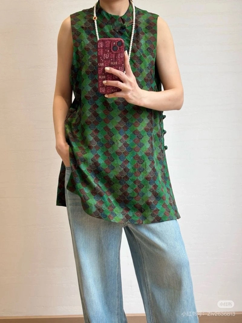 Affordable Unclassified Brand Vest