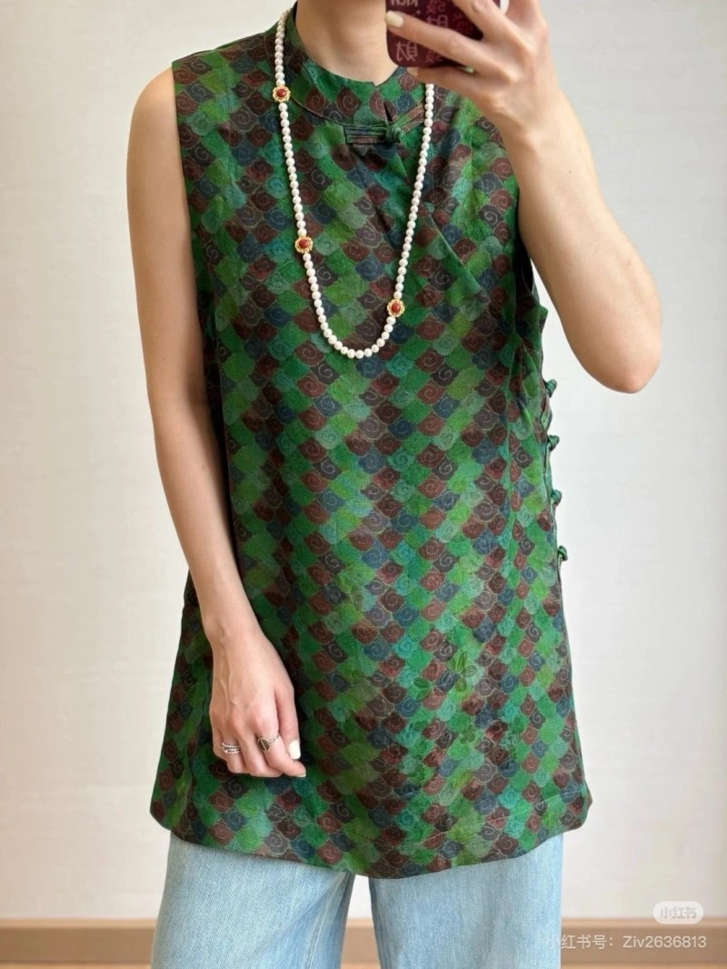 Affordable Unclassified Brand Vest