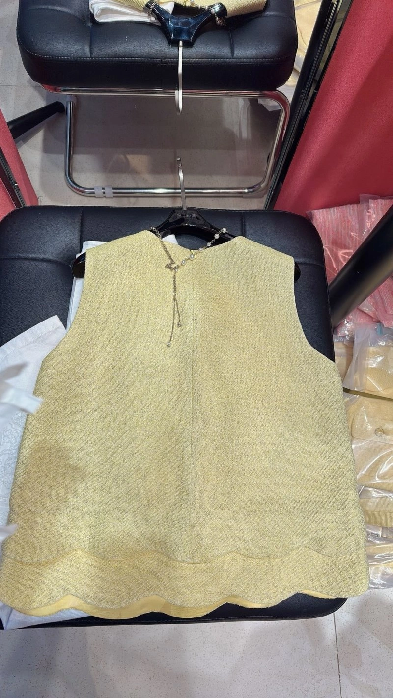 Authentic Unclassified Brand Vest