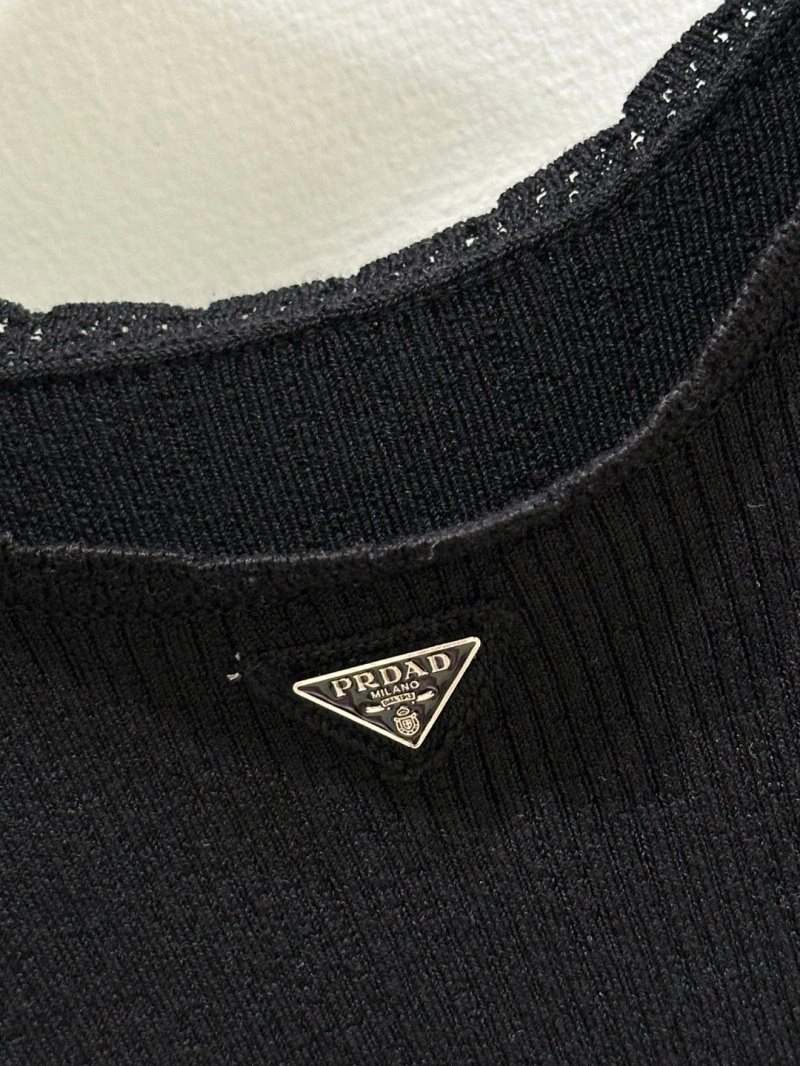 Affordable Unclassified Brand Vest