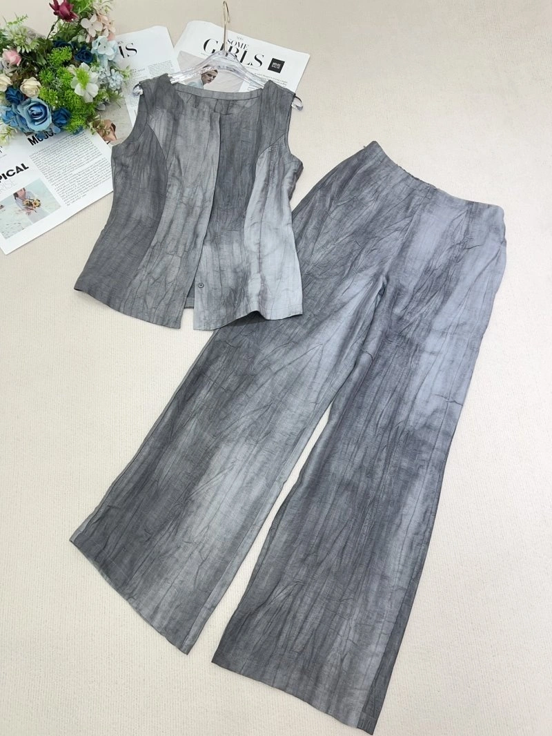 Top mirror Unclassified Brand Vest