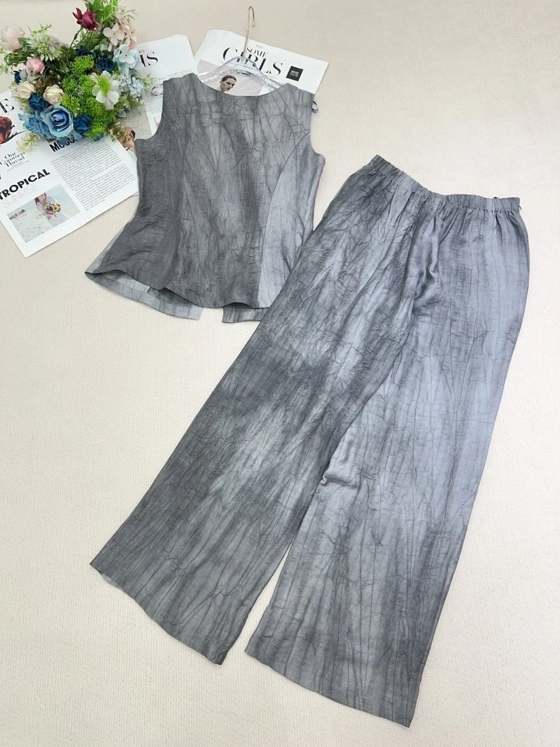 Top mirror Unclassified Brand Vest