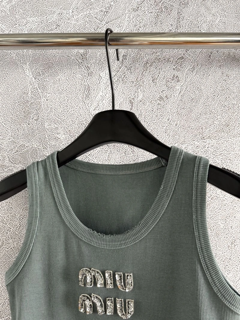 Brand-authenticated Unclassified Brand Vest