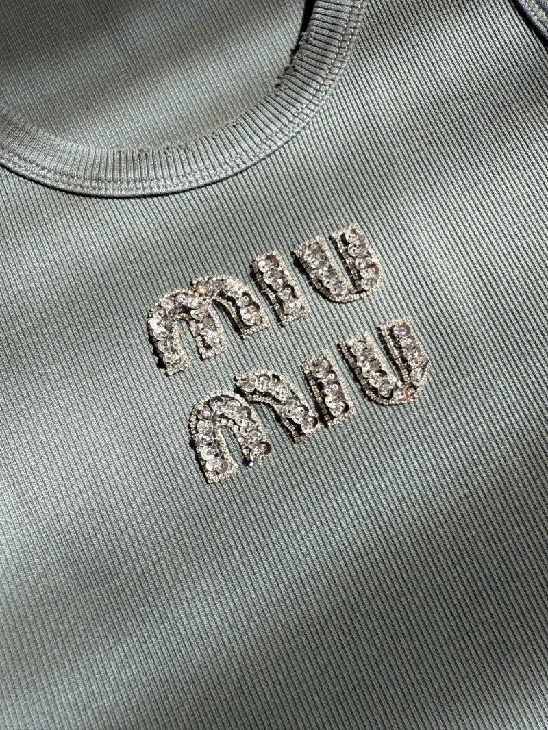 Brand-authenticated Unclassified Brand Vest