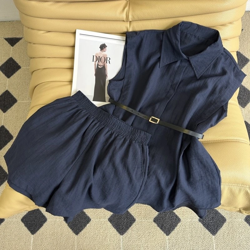 Unclassified Brand Vest
