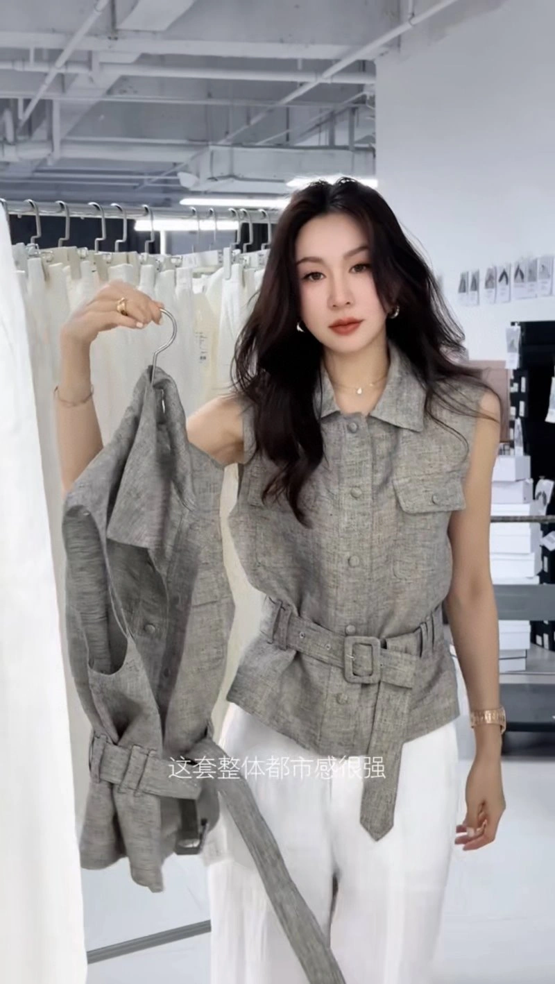 Mirror quality Unclassified Brand Vest
