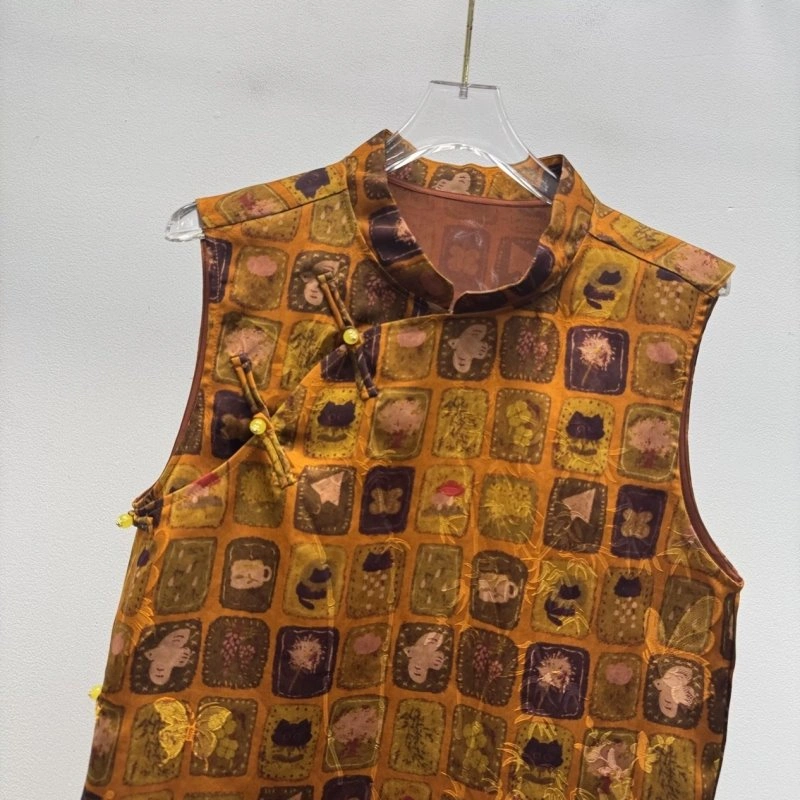 Cut-rate Unclassified Brand Vest