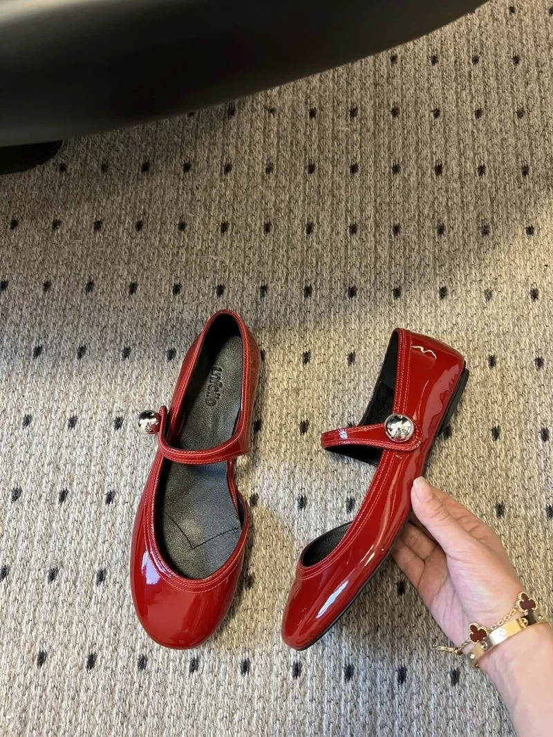Top match Unfolio Shoes